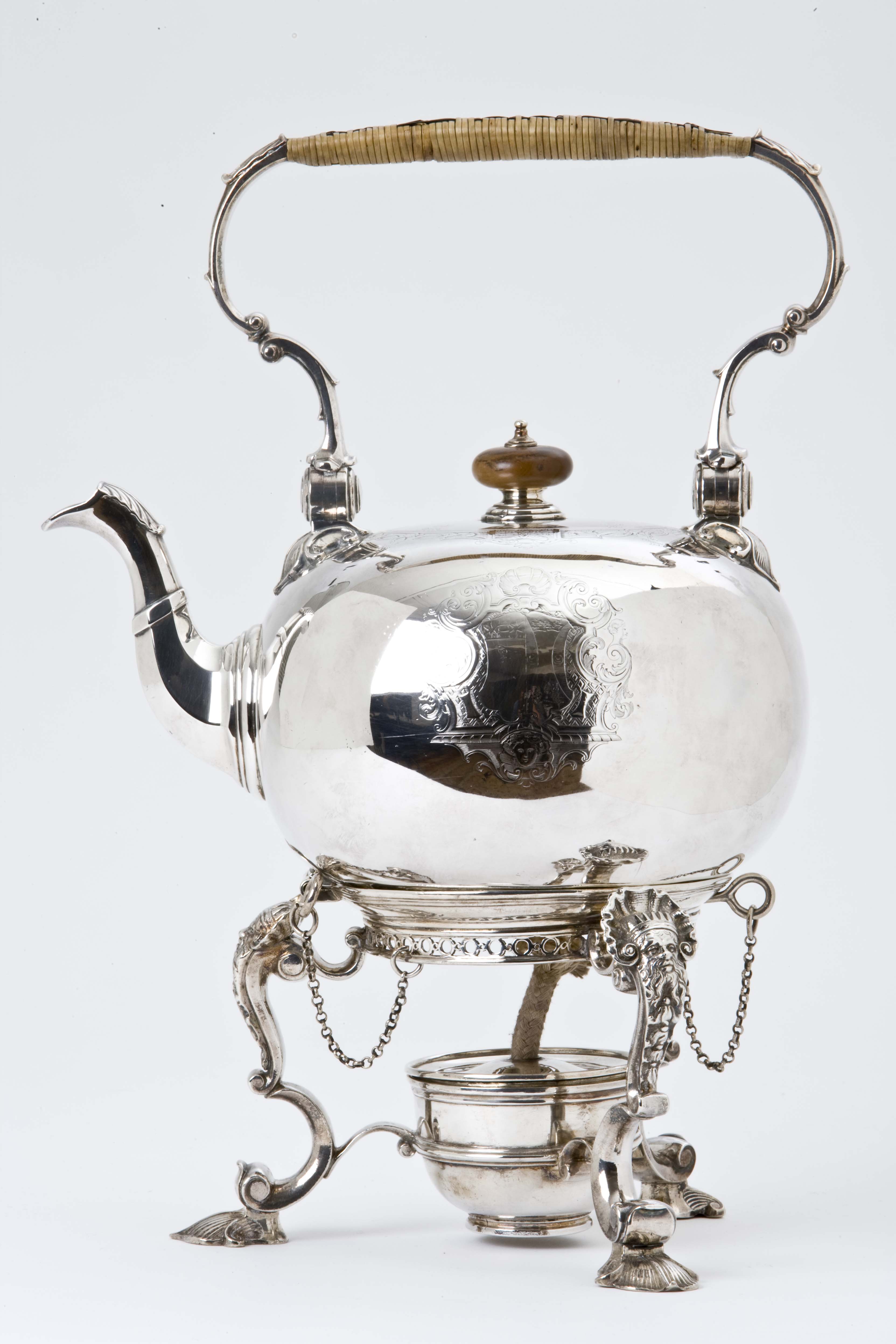 The Archambo hot water kettle