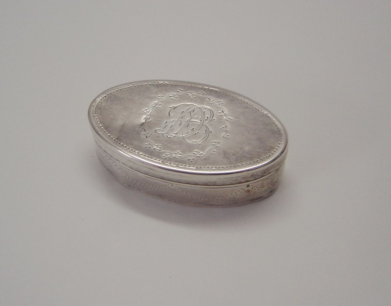 A PINCH OF SNUFF