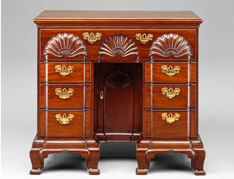 AMERICAN COLONIAL & FEDERAL STYLE FURNITURE