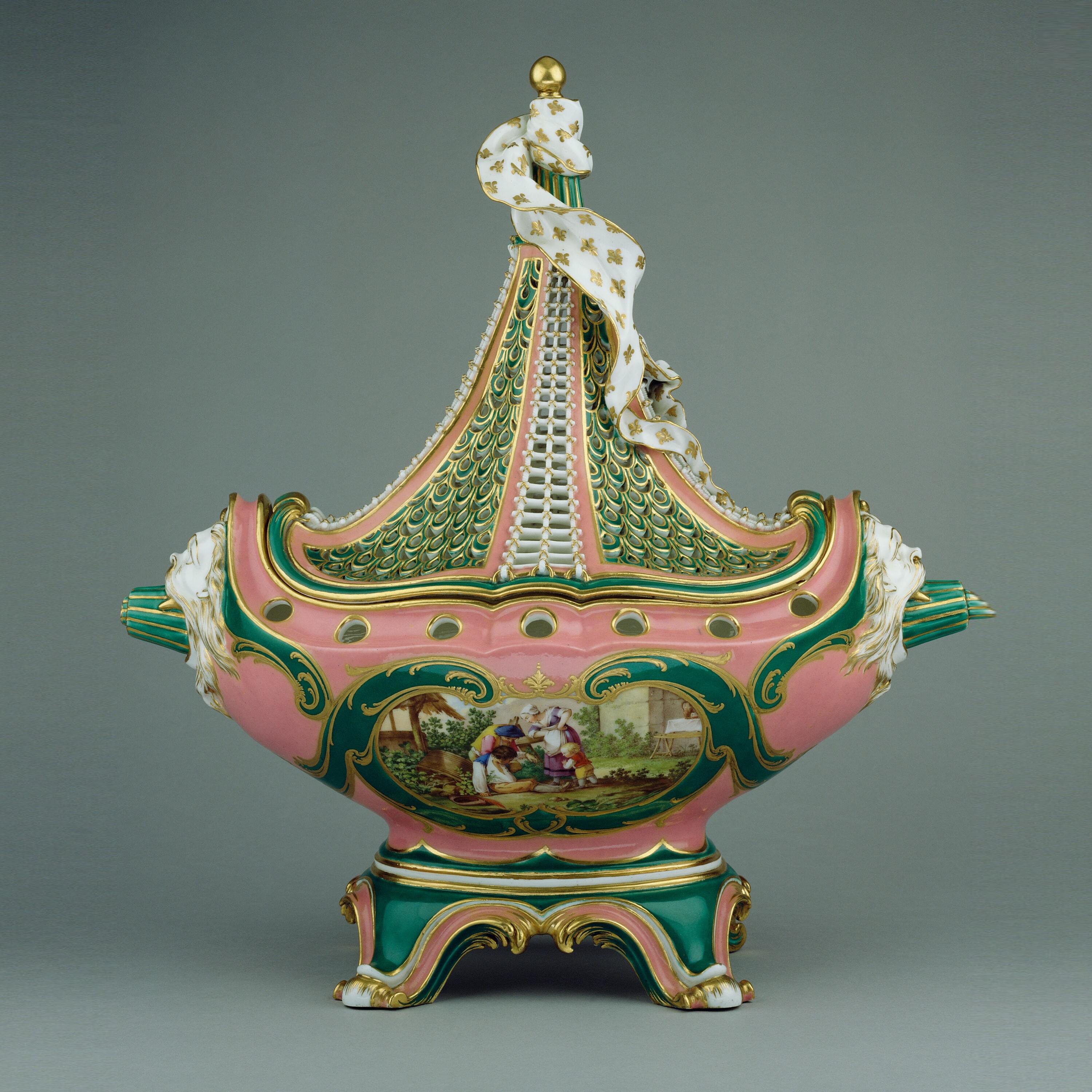 A BRIEF HISTORY OF PORCELAIN: A fascinating journey of discovery from ...