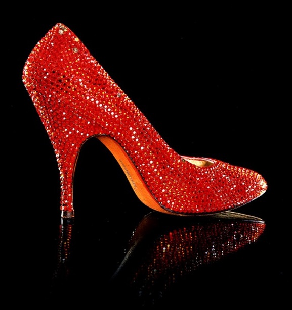 DREAM PLACES | DREAMS OF RED SHOES: Magic and Escape with Hilary Davidson